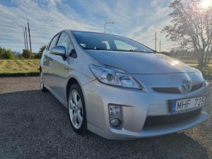 Pelēks Toyota Prius 2011 Viļņa, ar dzinēja tilpumu 1.80 L un nobraukumu 309 tūkst. km par 6500 €, foto 9 vietnē AUTOMOTO.COM.LV
