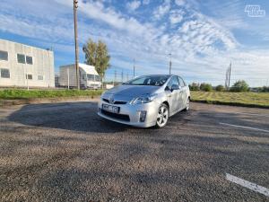 Pelēks Toyota Prius 2011 Viļņa, ar dzinēja tilpumu 1.80 L un nobraukumu 309 tūkst. km par 6500 €, foto 18 vietnē AUTOMOTO.COM.LV