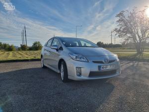 Pelēks Toyota Prius 2011 Viļņa, ar dzinēja tilpumu 1.80 L un nobraukumu 309 tūkst. km par 6500 €, foto 29 vietnē AUTOMOTO.COM.LV