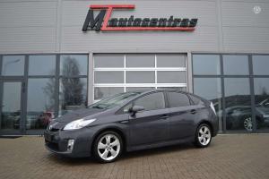 Pelēks Toyota Prius 2012 Viļņa, ar dzinēja tilpumu 1.80 L un nobraukumu 346 tūkst. km par 4000 €, foto  vietnē AUTOMOTO.COM.LV