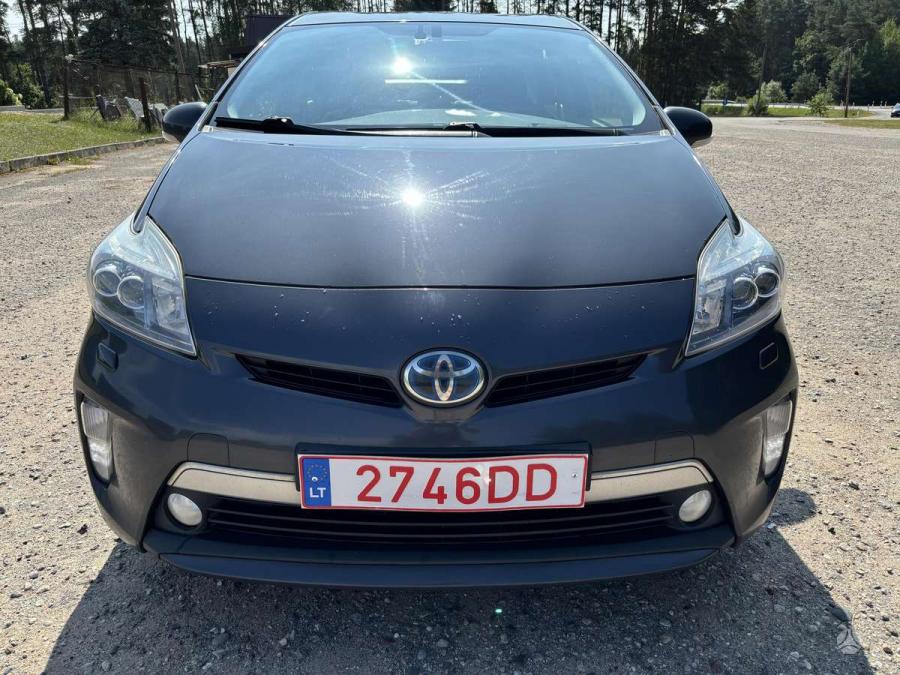 Pelēks Toyota Prius 2012 Kauņa, ar dzinēja tilpumu 1.80 L un nobraukumu 241 tūkst. km par 7550 €, foto 5 vietnē AUTOMOTO.COM.LV