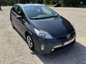 Pelēks Toyota Prius 2012 Kauņa, ar dzinēja tilpumu 1.80 L un nobraukumu 241 tūkst. km par 7550 €, foto 6 vietnē AUTOMOTO.COM.LV