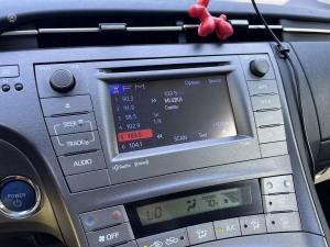 Pelēks Toyota Prius 2012 Kauņa, ar dzinēja tilpumu 1.80 L un nobraukumu 269 tūkst. km par 7800 €, foto 16 vietnē AUTOMOTO.COM.LV
