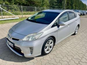 Grey Toyota Prius 2012 in Vilnius, with an engine capacity of 1.80 L and mileage of 251 thousand km for 6500 €, photo  on AUTOMOTO.COM.LV