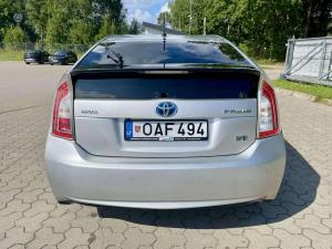 Pelēks Toyota Prius 2012 Viļņa, ar dzinēja tilpumu 1.80 L un nobraukumu 251 tūkst. km par 6500 €, foto 7 vietnē AUTOMOTO.COM.LV