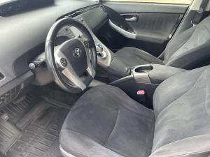 Pelēks Toyota Prius 2012 Viļņa, ar dzinēja tilpumu 1.80 L un nobraukumu 251 tūkst. km par 6500 €, foto 8 vietnē AUTOMOTO.COM.LV