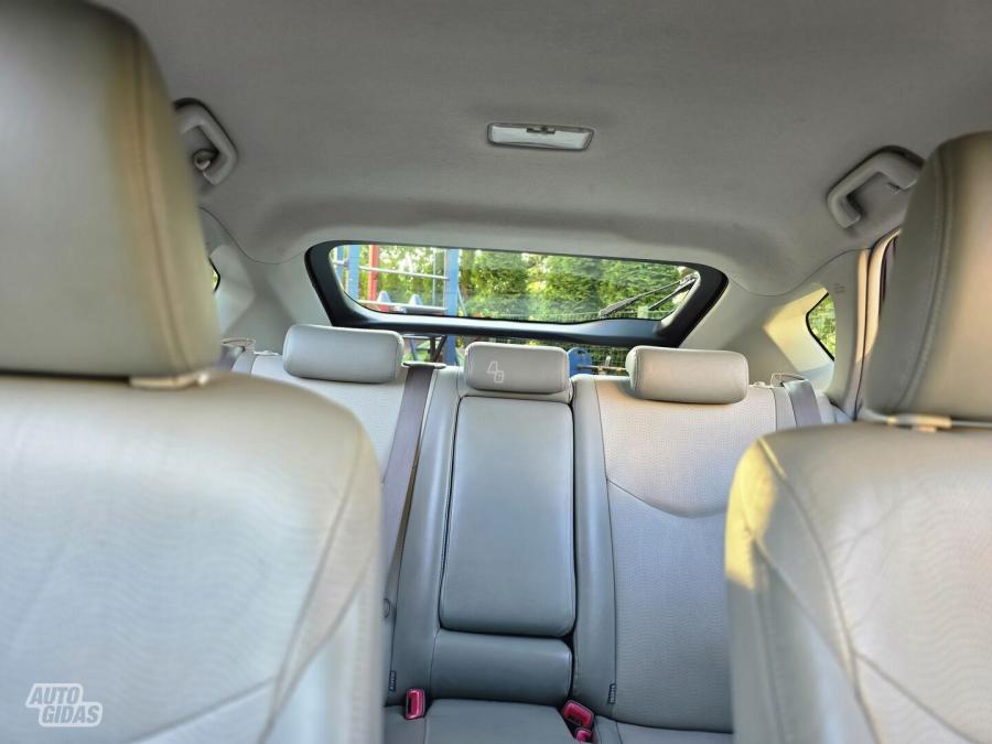 Pelēks Toyota Prius 2012 Trakai, ar dzinēja tilpumu 1.80 L un nobraukumu 347 tūkst. km par 6500 €, foto 16 vietnē AUTOMOTO.COM.LV