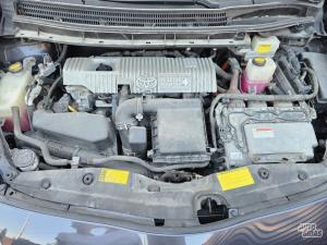 Pelēks Toyota Prius 2012 Trakai, ar dzinēja tilpumu 1.80 L un nobraukumu 347 tūkst. km par 6500 €, foto 24 vietnē AUTOMOTO.COM.LV