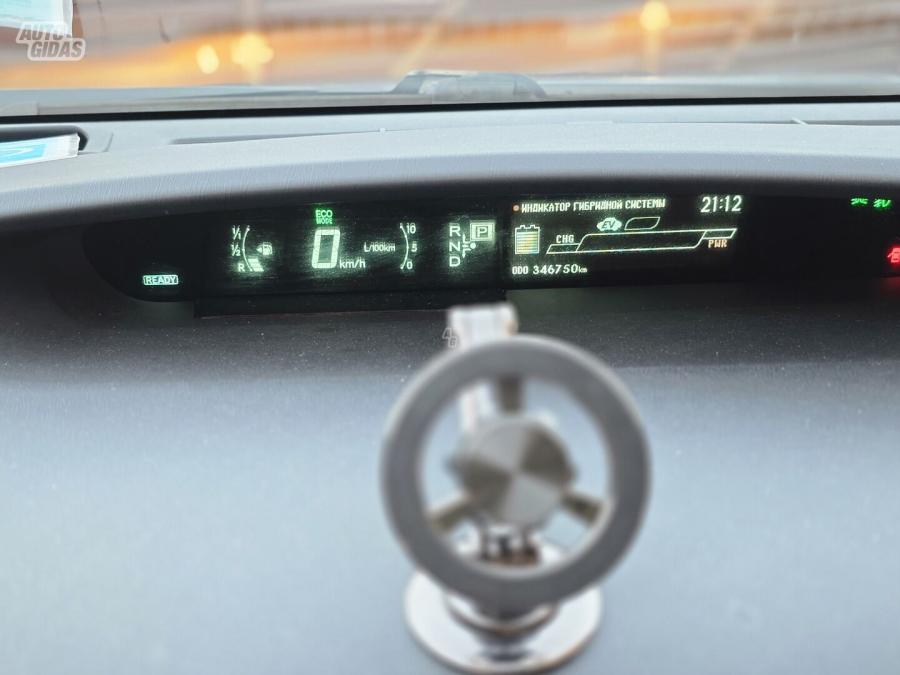 Pelēks Toyota Prius 2012 Trakai, ar dzinēja tilpumu 1.80 L un nobraukumu 347 tūkst. km par 6500 €, foto 28 vietnē AUTOMOTO.COM.LV