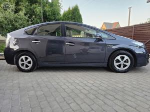 Pelēks Toyota Prius 2012 Trakai, ar dzinēja tilpumu 1.80 L un nobraukumu 347 tūkst. km par 6500 €, foto 30 vietnē AUTOMOTO.COM.LV