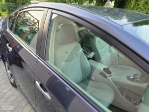 Pelēks Toyota Prius 2012 Trakai, ar dzinēja tilpumu 1.80 L un nobraukumu 347 tūkst. km par 6500 €, foto 31 vietnē AUTOMOTO.COM.LV