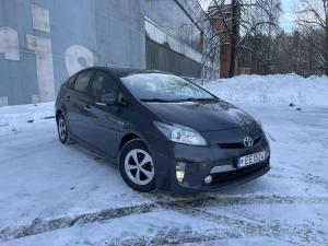 Grey Toyota Prius 2013 in Vilnius, with an engine capacity of 1.80 L and mileage of 300 thousand km for 7500 €, photo  on AUTOMOTO.COM.LV