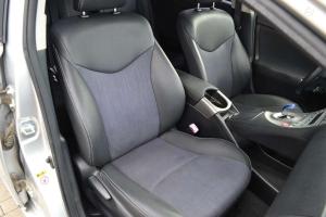 Pelēks Toyota Prius 2013 Viļņa, ar dzinēja tilpumu 1.80 L un nobraukumu 272 tūkst. km par 8500 €, foto 19 vietnē AUTOMOTO.COM.LV