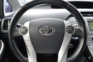 Pelēks Toyota Prius 2013 Viļņa, ar dzinēja tilpumu 1.80 L un nobraukumu 272 tūkst. km par 8500 €, foto 38 vietnē AUTOMOTO.COM.LV