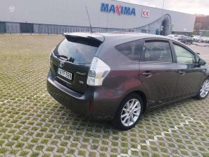 Pelēks Toyota Prius 2013 Kauņa, ar dzinēja tilpumu 1.80 L un nobraukumu 320 tūkst. km par 10000 €, foto 6 vietnē AUTOMOTO.COM.LV
