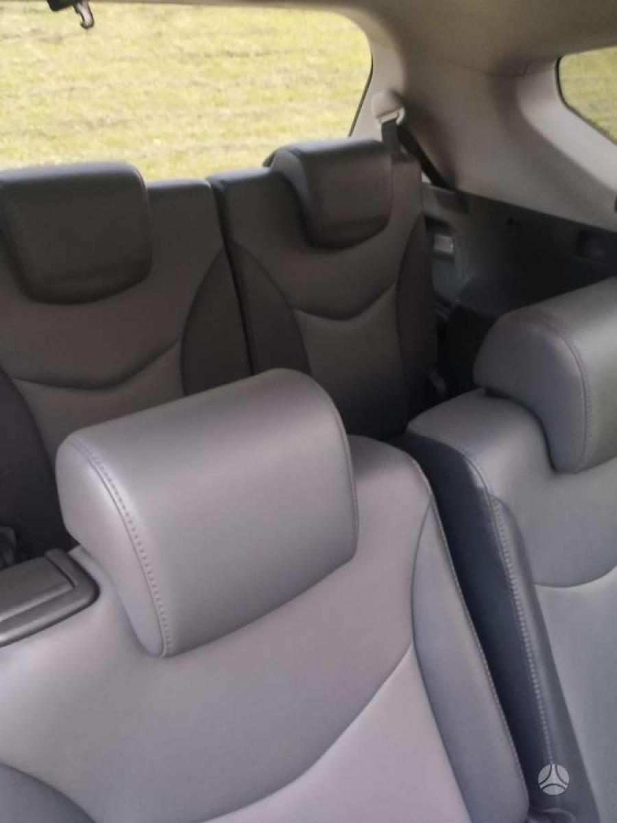Pelēks Toyota Prius 2013 Kauņa, ar dzinēja tilpumu 1.80 L un nobraukumu 320 tūkst. km par 10000 €, foto 9 vietnē AUTOMOTO.COM.LV