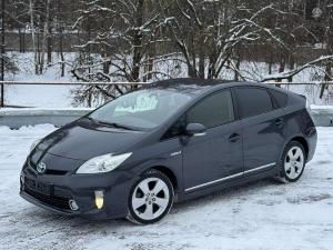 Pelēks Toyota Prius 2014 Viļņa, ar dzinēja tilpumu 1.80 L un nobraukumu 320 tūkst. km par 7000 €, foto 15 vietnē AUTOMOTO.COM.LV
