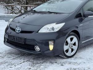 Pelēks Toyota Prius 2014 Viļņa, ar dzinēja tilpumu 1.80 L un nobraukumu 320 tūkst. km par 7000 €, foto 16 vietnē AUTOMOTO.COM.LV