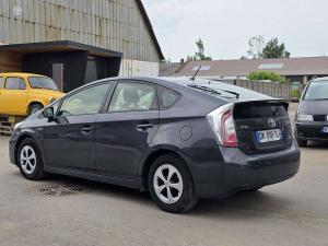 Pelēks Toyota Prius 2014 Tauragė, ar dzinēja tilpumu 1.80 L un nobraukumu 360 tūkst. km par 4800 €, foto 6 vietnē AUTOMOTO.COM.LV