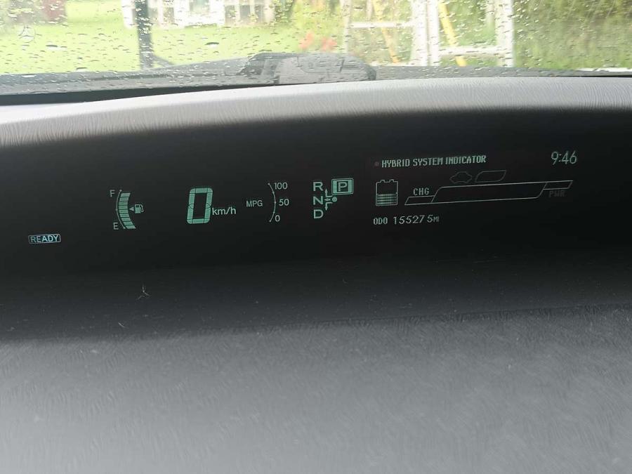 Pelēks Toyota Prius 2014 Kauņa, ar dzinēja tilpumu 1.80 L un nobraukumu 250 tūkst. km par 6800 €, foto 1 vietnē AUTOMOTO.COM.LV