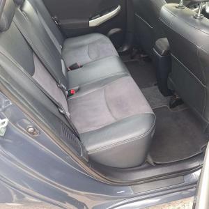 Grey Toyota Prius 2015 in Vilnius, with an engine capacity of 1.80 L and mileage of 240 thousand km for 7600 €, photo 11 on AUTOMOTO.COM.LV