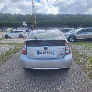 Pelēks Toyota Prius 2015 Viļņa, ar dzinēja tilpumu 1.80 L un nobraukumu 280 tūkst. km par 7600 €, foto 9 vietnē AUTOMOTO.COM.LV