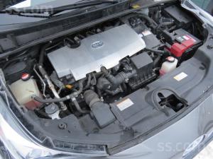 Grey Toyota Prius 2016 in Riga, with an engine capacity of 1.80 L and mileage of 223 thousand km for 11290 €, photo 28 on AUTOMOTO.COM.LV