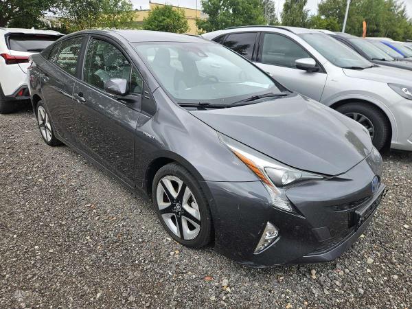 Pelēks Toyota Prius 2017 Šauļi, ar dzinēja tilpumu 1.80 L un nobraukumu 222 tūkst. km par 9700 €, foto 2 vietnē AUTOMOTO.COM.LV
