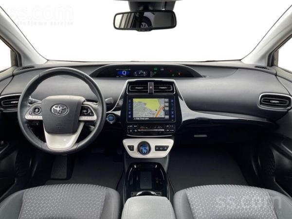 Pelēks Toyota Prius 2018 Rīga, ar dzinēja tilpumu 1.80 L un nobraukumu 141 tūkst. km par 18990 €, foto 8 vietnē AUTOMOTO.COM.LV