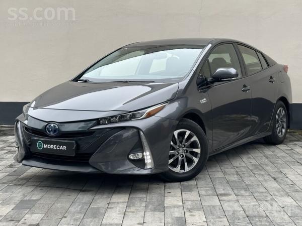 Pelēks Toyota Prius 2022 Rīga, ar dzinēja tilpumu 1.80 L un nobraukumu 47 tūkst. km par 21950 €, foto 1 vietnē AUTOMOTO.COM.LV