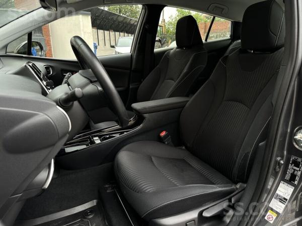 Pelēks Toyota Prius 2022 Rīga, ar dzinēja tilpumu 1.80 L un nobraukumu 47 tūkst. km par 21950 €, foto 8 vietnē AUTOMOTO.COM.LV