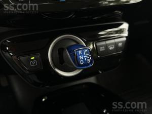 Серый Тойота Приус 2022 в Рига, объемом двигателя 1.80 л и пробегом 47 тыс. км за 21950 €, фото 21 на AUTOMOTO.COM.LV