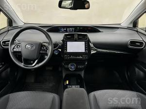 Серый Тойота Приус 2022 в Рига, объемом двигателя 1.80 л и пробегом 47 тыс. км за 21950 €, фото 26 на AUTOMOTO.COM.LV