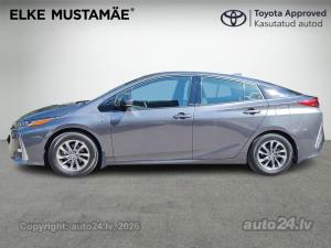 Pelēks Toyota Prius 2022 Tallina, ar dzinēja tilpumu 1.80 L un nobraukumu 47 tūkst. km par 26895 €, foto 4 vietnē AUTOMOTO.COM.LV