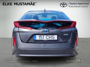 Pelēks Toyota Prius 2022 Tallina, ar dzinēja tilpumu 1.80 L un nobraukumu 47 tūkst. km par 26895 €, foto 5 vietnē AUTOMOTO.COM.LV