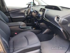 Pelēks Toyota Prius 2022 Tallina, ar dzinēja tilpumu 1.80 L un nobraukumu 47 tūkst. km par 26895 €, foto 7 vietnē AUTOMOTO.COM.LV