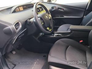 Pelēks Toyota Prius 2022 Tallina, ar dzinēja tilpumu 1.80 L un nobraukumu 47 tūkst. km par 26895 €, foto 12 vietnē AUTOMOTO.COM.LV