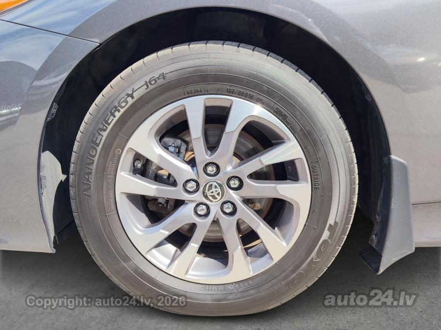 Pelēks Toyota Prius 2022 Tallina, ar dzinēja tilpumu 1.80 L un nobraukumu 47 tūkst. km par 26895 €, foto 16 vietnē AUTOMOTO.COM.LV