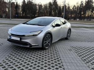Pelēks Toyota Prius 2023 Kauņa, ar dzinēja tilpumu 1.99 L un nobraukumu 33 tūkst. km par 26500 €, foto 9 vietnē AUTOMOTO.COM.LV