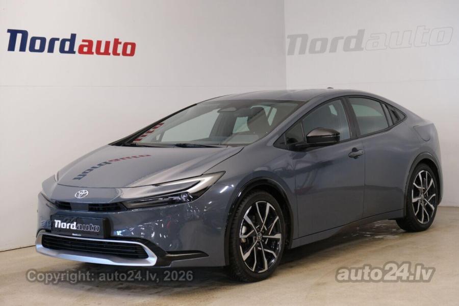 Pelēks Toyota Prius 2023 Tallina, ar dzinēja tilpumu 2.00 L un nobraukumu 23 tūkst. km par 32900 €, foto 1 vietnē AUTOMOTO.COM.LV