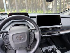 Pelēks Toyota Prius 2023 Tallina, ar dzinēja tilpumu 2.00 L un nobraukumu 36 tūkst. km par 35900 €, foto 12 vietnē AUTOMOTO.COM.LV