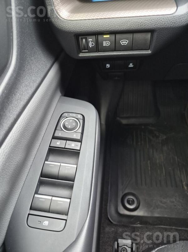 Pelēks Toyota Prius 2024 Rīga, ar dzinēja tilpumu 2.00 L un nobraukumu 50 tūkst. km par 30400 €, foto 11 vietnē AUTOMOTO.COM.LV