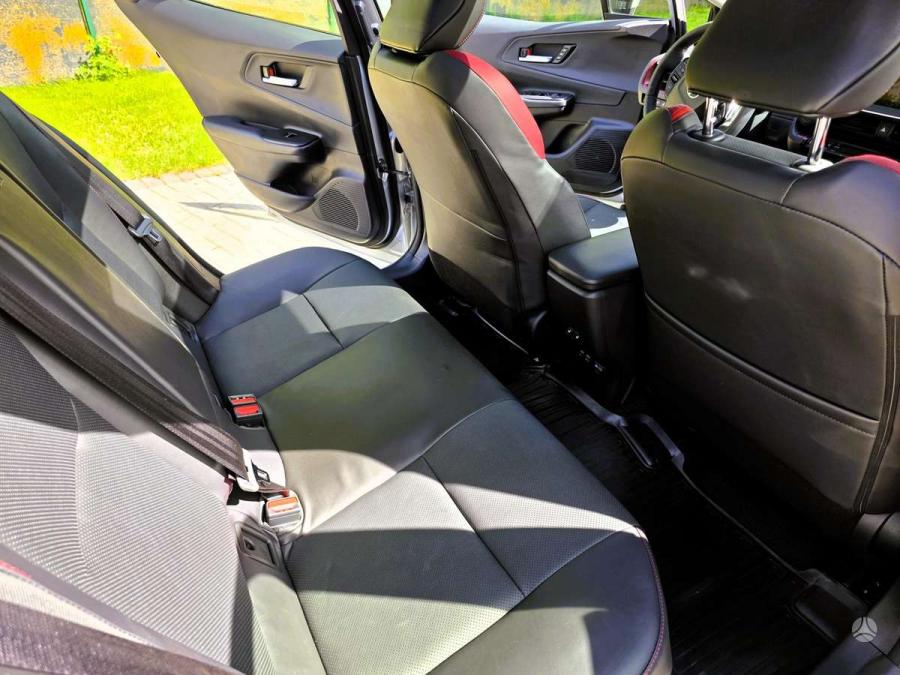 Grey Toyota Prius 2025 in Vilnius, with an engine capacity of 1.99 L and mileage of 7 thousand km for 31890 €, photo 27 on AUTOMOTO.COM.LV