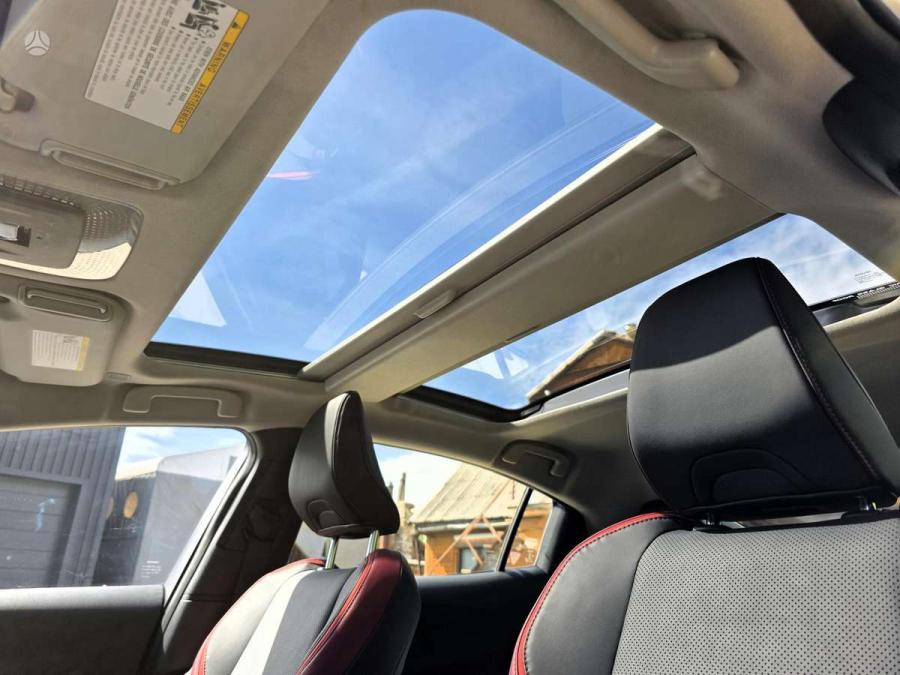 Grey Toyota Prius 2025 in Vilnius, with an engine capacity of 1.99 L and mileage of 7 thousand km for 31890 €, photo 28 on AUTOMOTO.COM.LV
