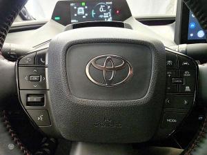 Grey Toyota Prius 2025 in Vilnius, with an engine capacity of 1.99 L and mileage of 7 thousand km for 31890 €, photo 33 on AUTOMOTO.COM.LV