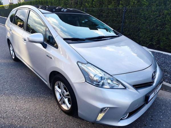 Pelēks Toyota Prius 2012 Kauņa, ar dzinēja tilpumu 1.80 L un nobraukumu 180 tūkst. km par 8650 €, foto 5 vietnē AUTOMOTO.COM.LV