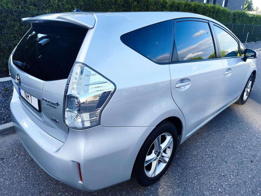 Pelēks Toyota Prius 2012 Kauņa, ar dzinēja tilpumu 1.80 L un nobraukumu 180 tūkst. km par 8650 €, foto 7 vietnē AUTOMOTO.COM.LV