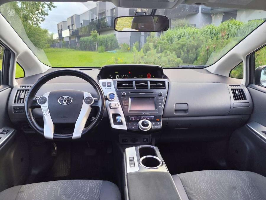 Pelēks Toyota Prius 2012 Kauņa, ar dzinēja tilpumu 1.80 L un nobraukumu 180 tūkst. km par 8650 €, foto 16 vietnē AUTOMOTO.COM.LV