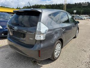 Grey Toyota Prius 2012 in Vilnius, with an engine capacity of 1.80 L and mileage of 248 thousand km for 12800 €, photo 9 on AUTOMOTO.COM.LV