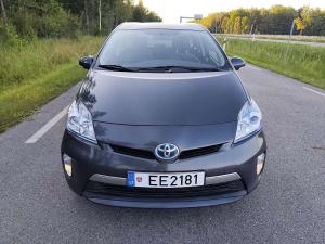 Pelēks Toyota Prius 2013 Kauņa, ar dzinēja tilpumu 1.80 L un nobraukumu 243 tūkst. km par 7300 €, foto 3 vietnē AUTOMOTO.COM.LV